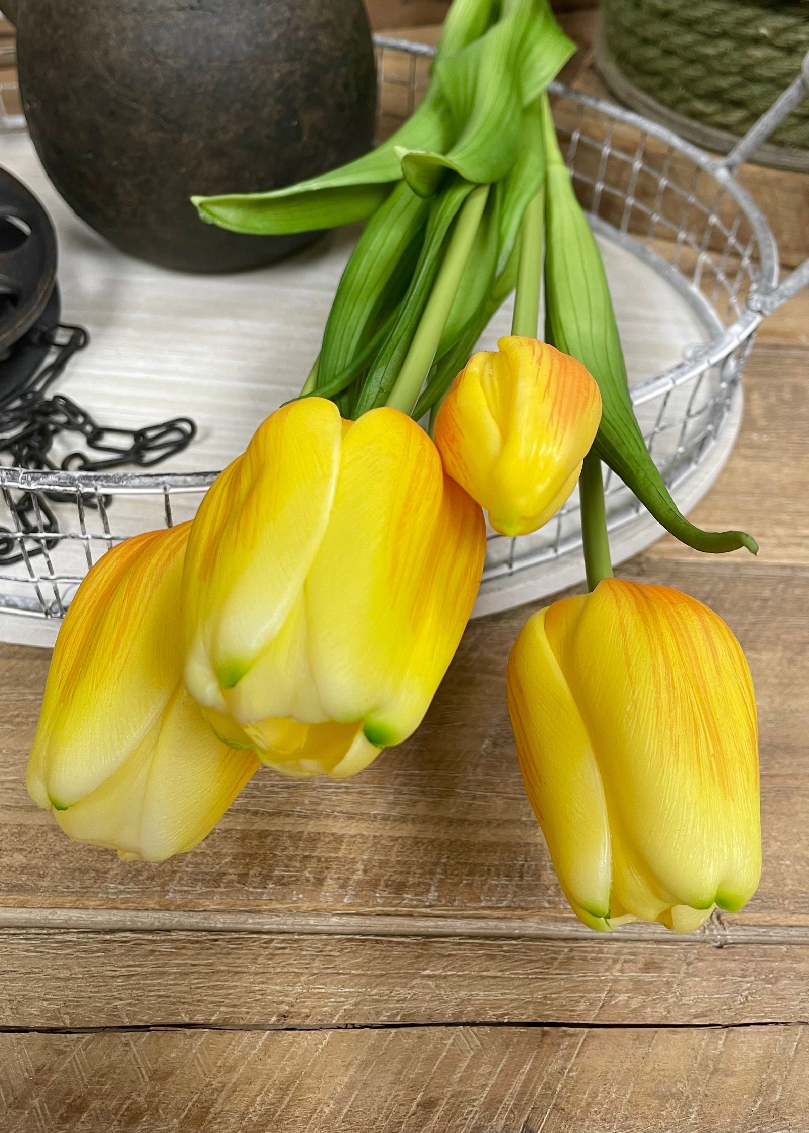 ITEM 10196 Y - 18" FRESH TOUCH YELLOW DAY DREAM TULIP BUNDLE (3 FLOWER ...